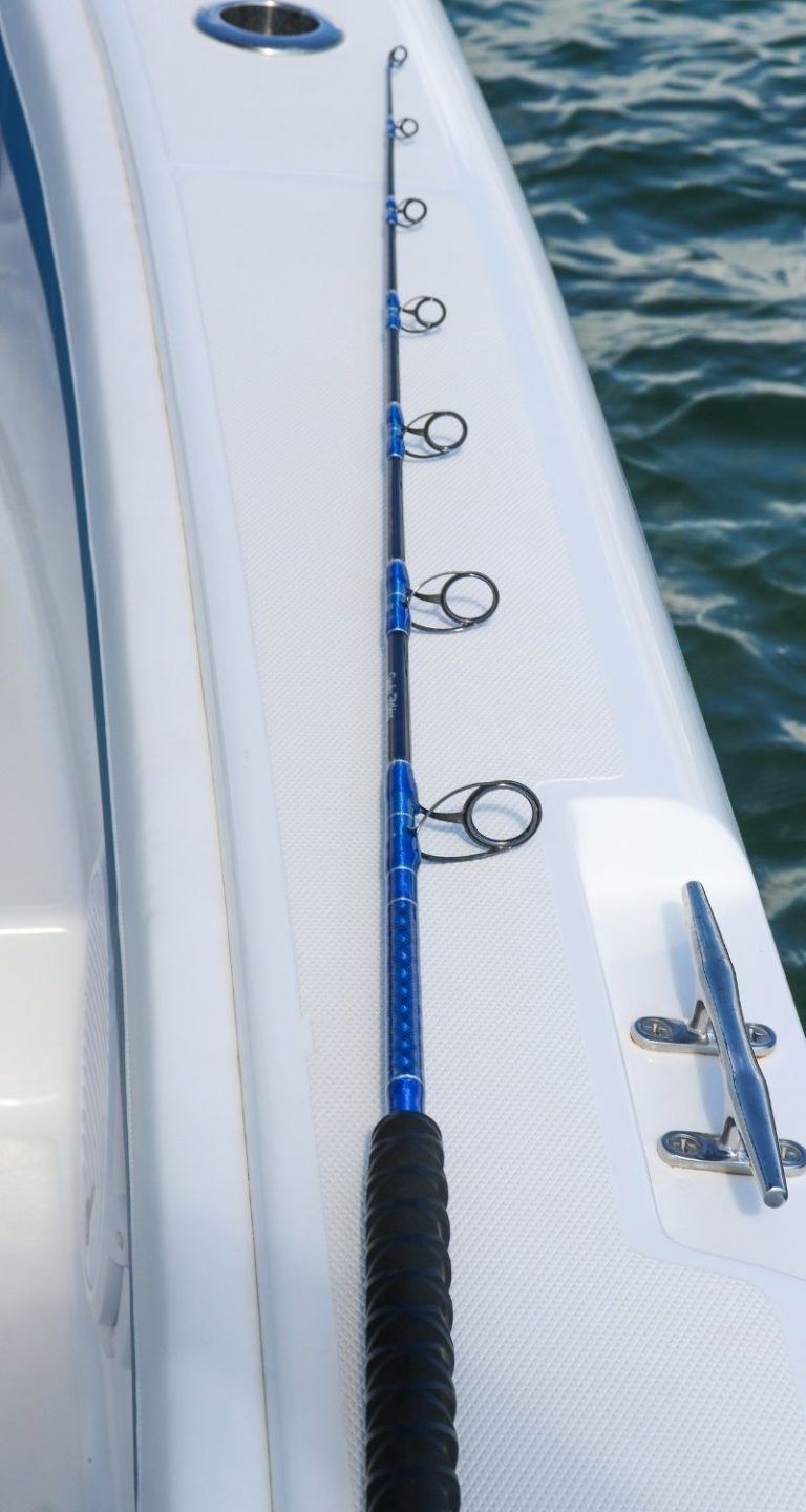 Platinum 700L Spinning 15-40# 7' - Connley Fishing
